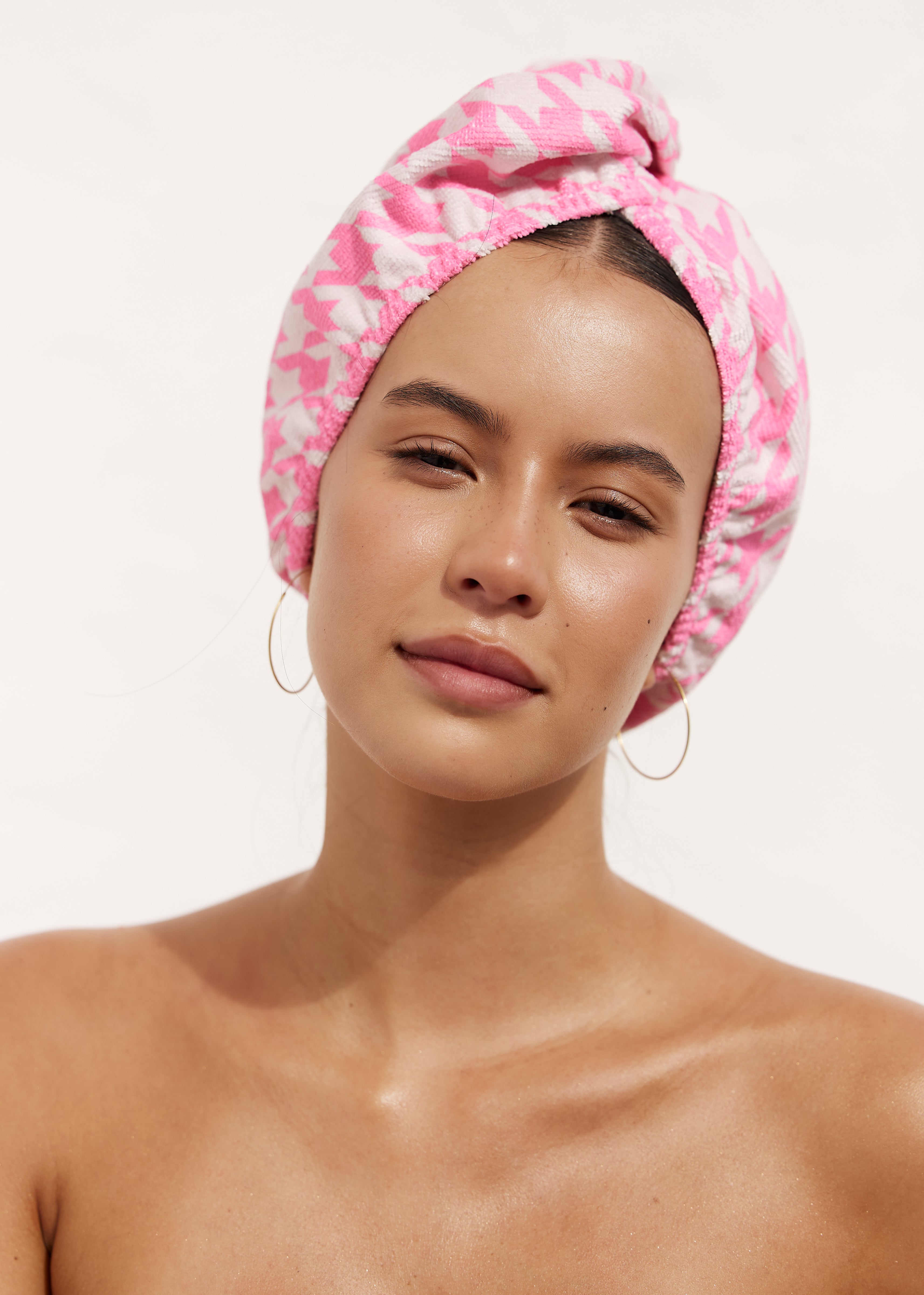 RIVA Hair Towel Wrap in Pink Houndstooth – Louvelle Australia